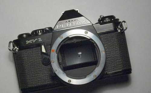 Pentax MV1