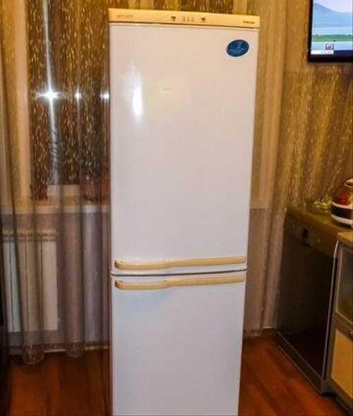 Хороший холодильник Samsung Cool-n-cool