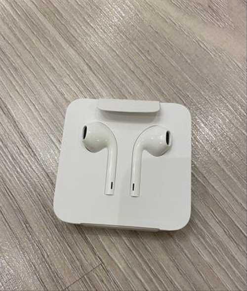 Проводные наушники earpods lightning