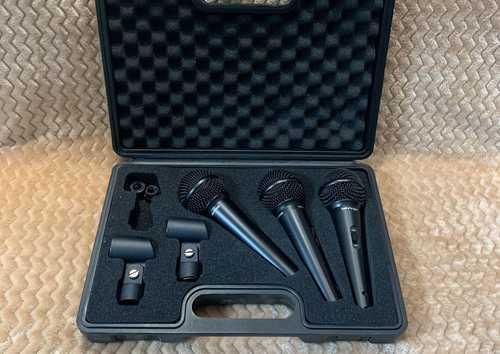 Behringer XM1800s