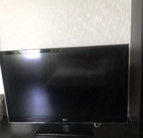 Телевизор 3D LED-телевизор LG 47LW4500