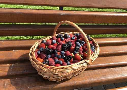 Ягодное лукошко,фрукты доставка Москва