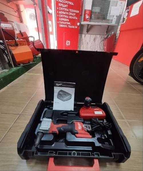 Заклепочник milwaukee M12 bprt