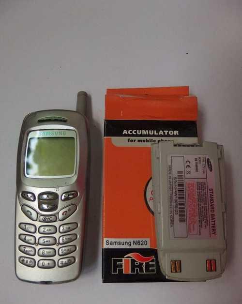 Старый нерабочий телефон Samsung N620 + запаска