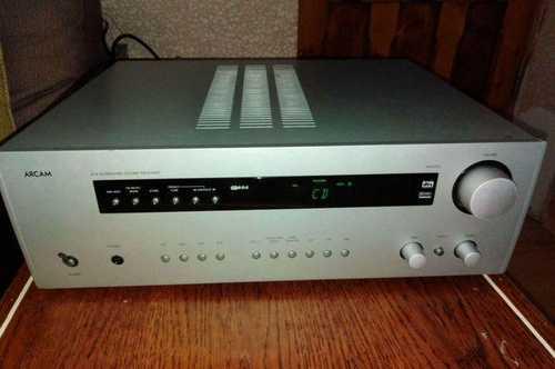 Ресивер Arcam AVR 200