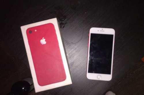iPhone 7 product red