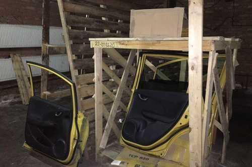 Двери Honda Jazz/Fit кузов GE6-GE8