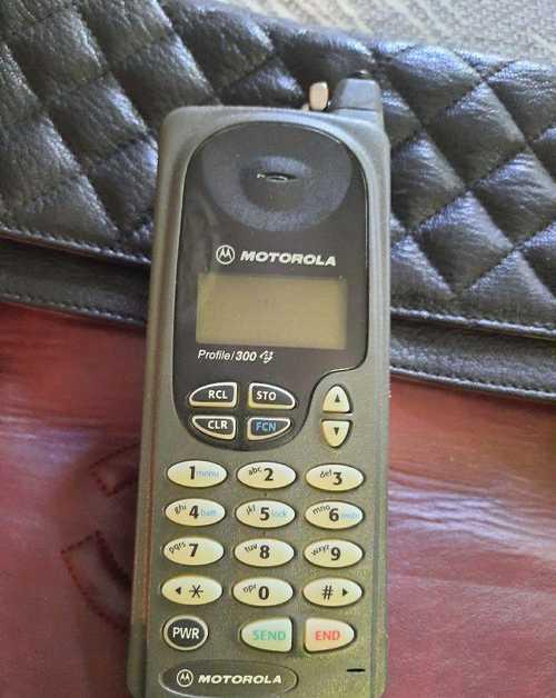 Раритетный телефон Motorola profile 300