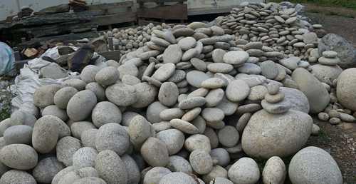Камни для пруда галька