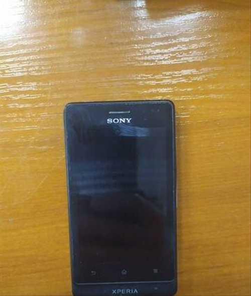 Смартфон Sony xperia ST27