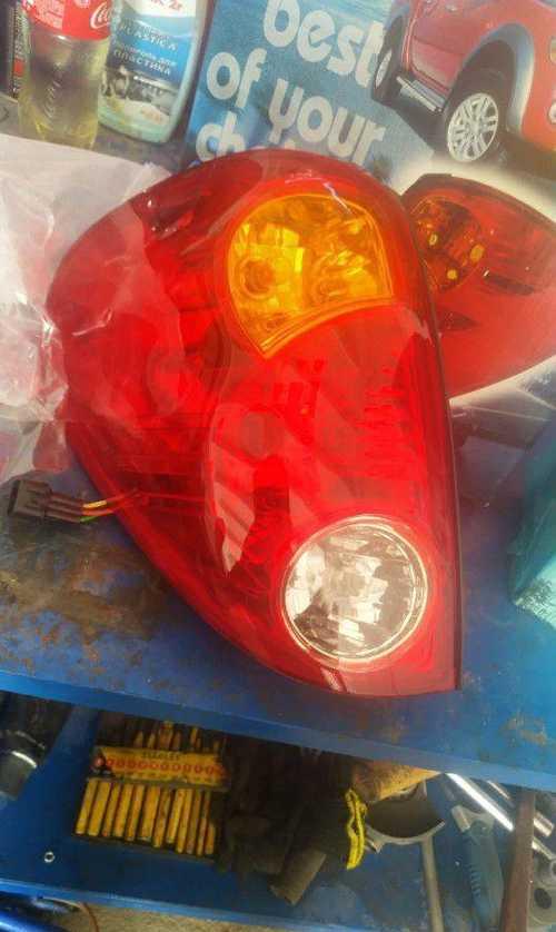 Задние фонари Mitsubishi L200