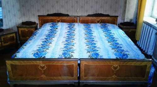 Две кровати из гарнитура "Шопрон", Венгрия