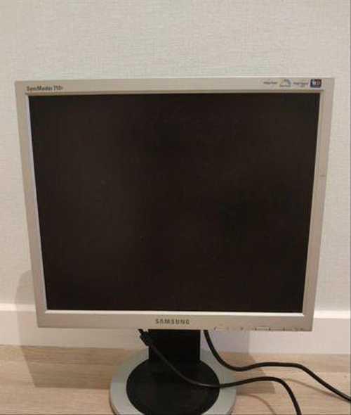 Монитор SAMSUNG SyncMaster 710T S