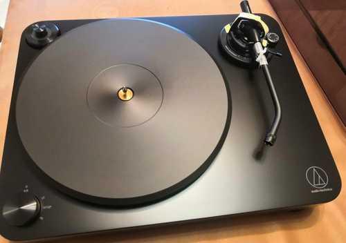 Audio-technica AT-lp7 Проигрыватель винила
