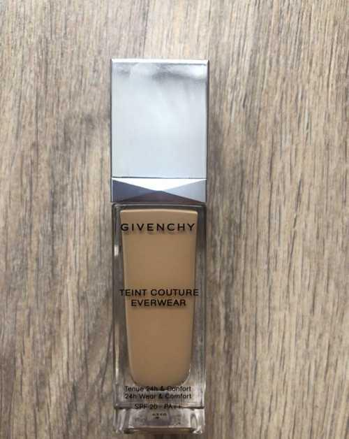Крем тональный givenchy