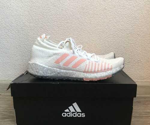 Женские кроссовки Adidas Pulseboost HD ART.F33912
