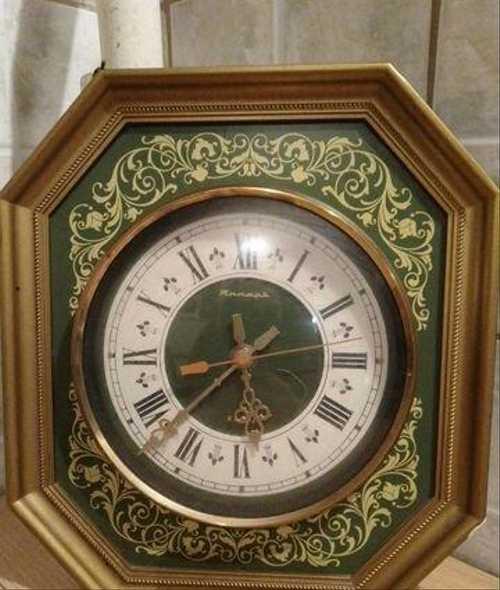 Настенные Часы Янтарь Кварц СССР