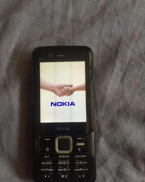 Nokia N82