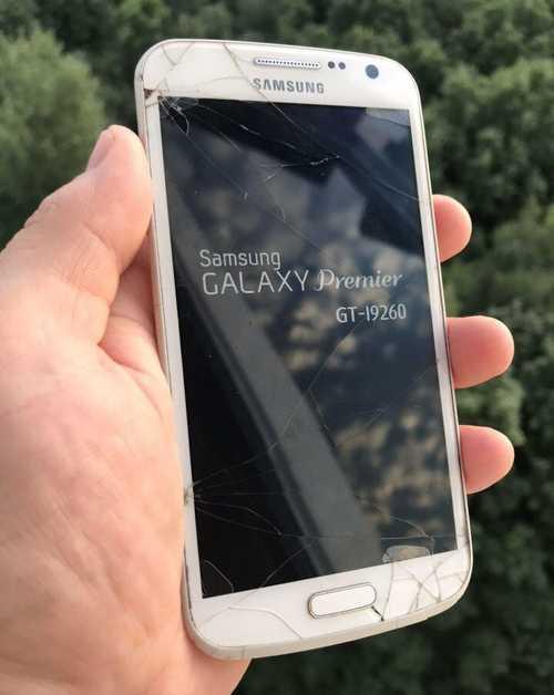 Телефон Samsung Galaxy Premier