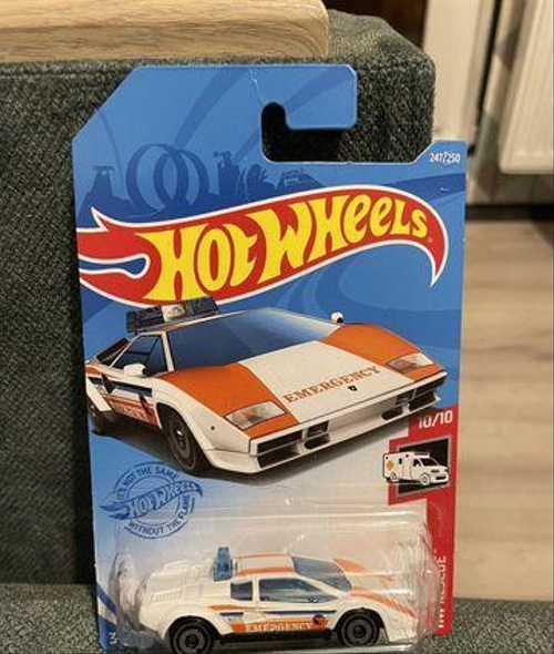 Hot wheels lamborghini countach th