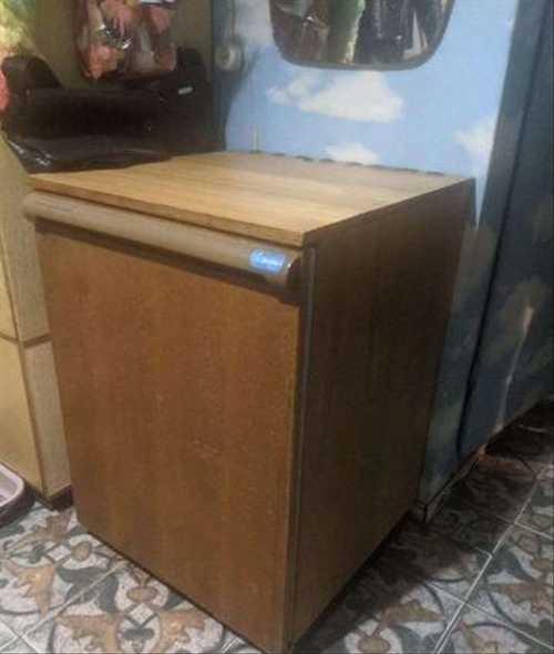 Деревянный холодильник СССР (Латвия)