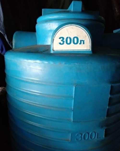 Бочка пластик 300л. Пластиковые бочки 300 литров. Бочка для воды 300 литров. Бочка пластмассовая 300 литров для канализации.