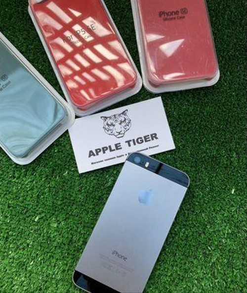 iPhone 5s 16 spase gray с чехлом