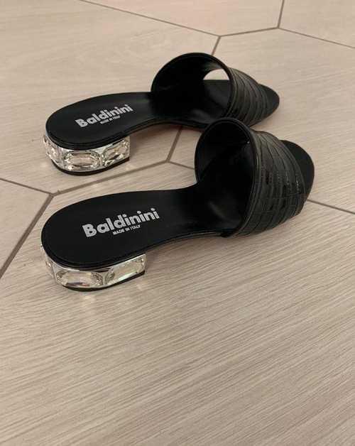 Шлепанцы нат кожа Baldinini