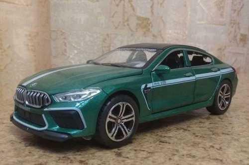 Модель BMW M8 металлическая коллекционная