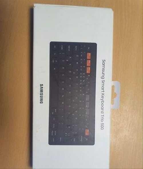 Samsung smart keyboard Trio 500