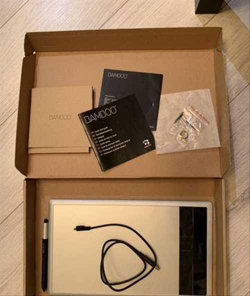 Графический планшет wacom Bamboo CTH-670
