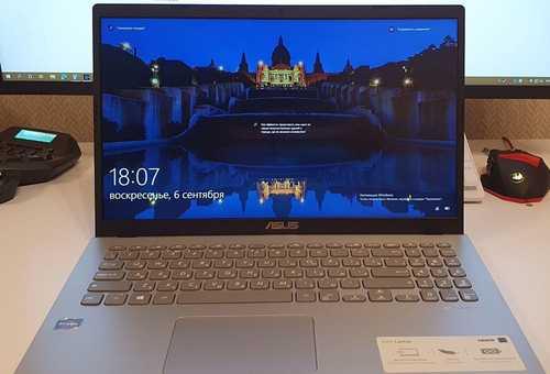 Asus Laptop 15.6" AMD Ryzen 3 3200U/4096Mb/SSD256