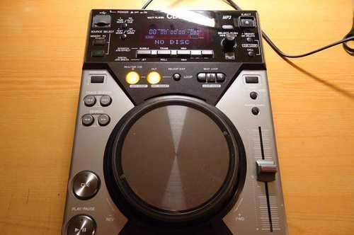 Pioneer CDJ-400 Вертушка диджейская