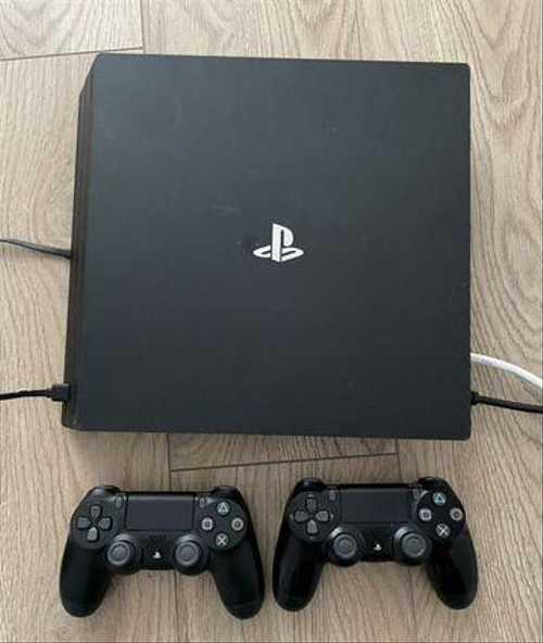 Sony playstation 4 pro (2 джойстика)