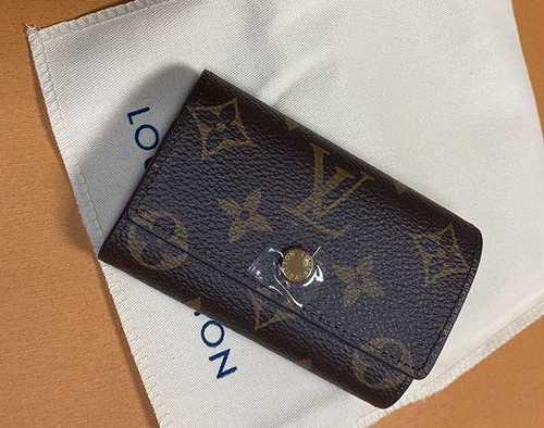 Ключница Louis Vuitton