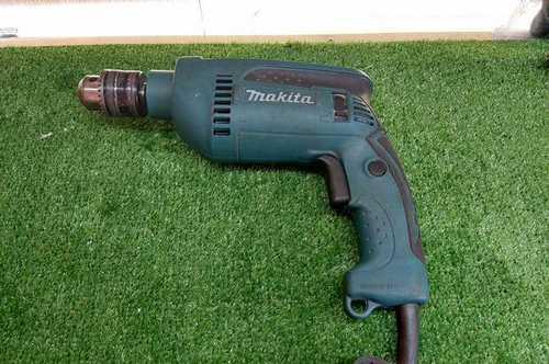 Дрель Makita HP1640