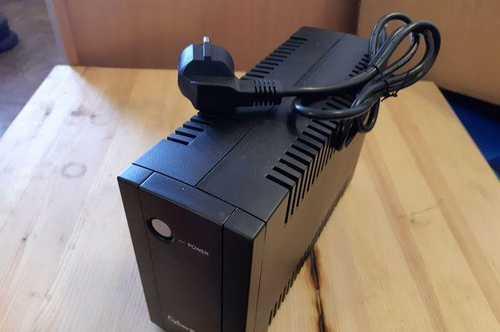 Ибп CyberPower UT650E