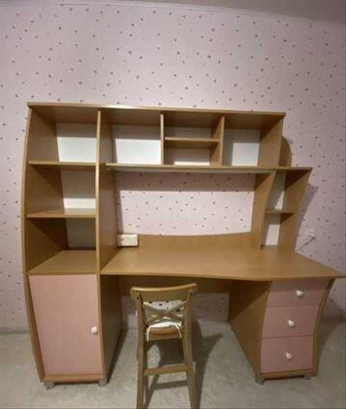 Письменный стол детский для дошкольников