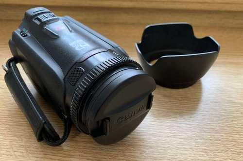 Профессиональная видеокамера Canon Legria HF G10
