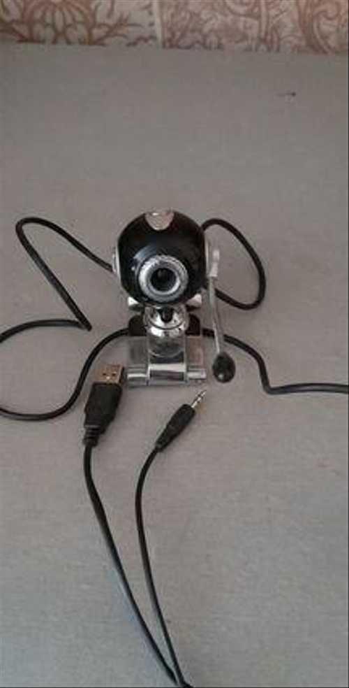 Веб-камера CBR CW-810M