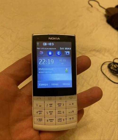 Телефон Nokia X3