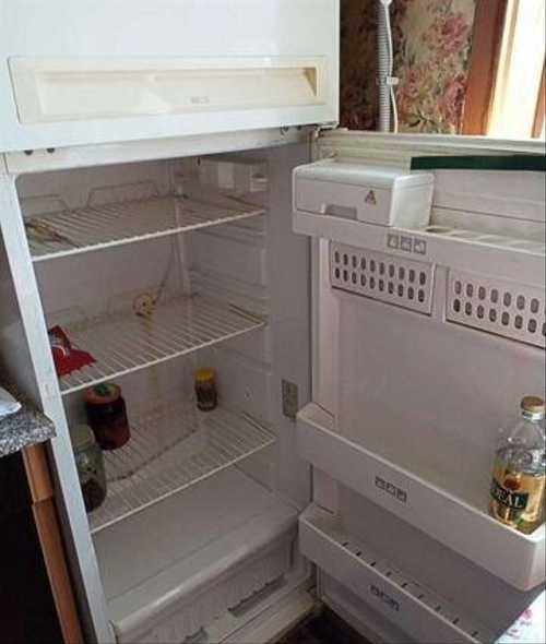 Холодильник на запчасти не работает нижняя камера