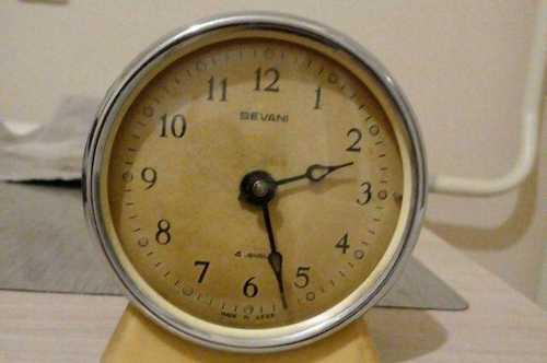 Часы СССР Севани на ходу