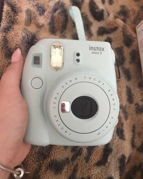 Плёночный фотоаппарат instax mini 9