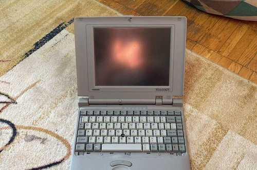 Раритетный ноутбук 1994 года Toshiba Portege T3600