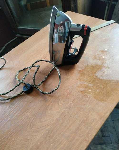 Утюг советский