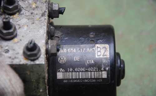 Блок ABS VW Golf 5 (2004-2009г.в.)