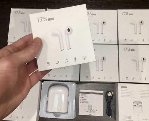 Наушники AirPods
