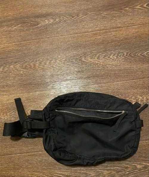 Чёрная поясная сумка Monki