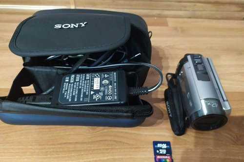 Видеокамера Sony HDR-CX130E